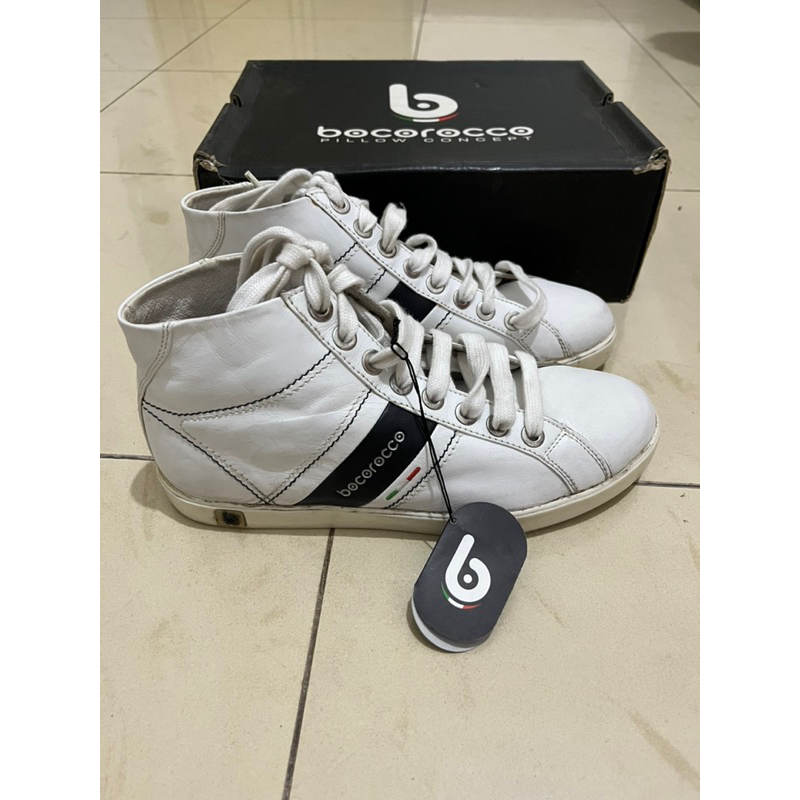 Jual Bocorocco White Shoes | Shopee Indonesia