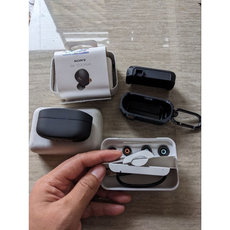 Jual Sony WE-1000XM4 TWS Wireless In Ear Headphones WF1000XM4 Earbuds ...