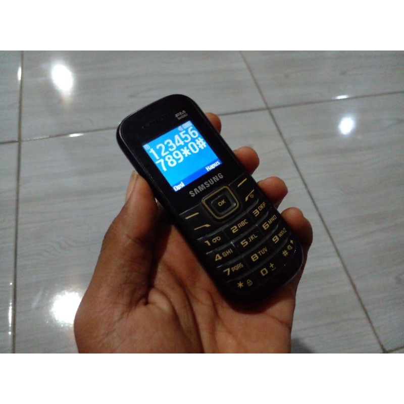 Jual Samsung GT-E1205Y FM Radio Normal FullOriginal ( BACA DESKRPSI PRODAK ) | Shopee Indonesia