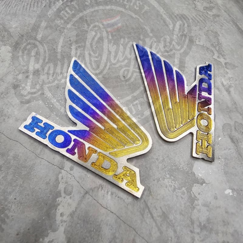 Jual HARGA SEPASANG 2 buah emblem sayap honda wing titan original ...