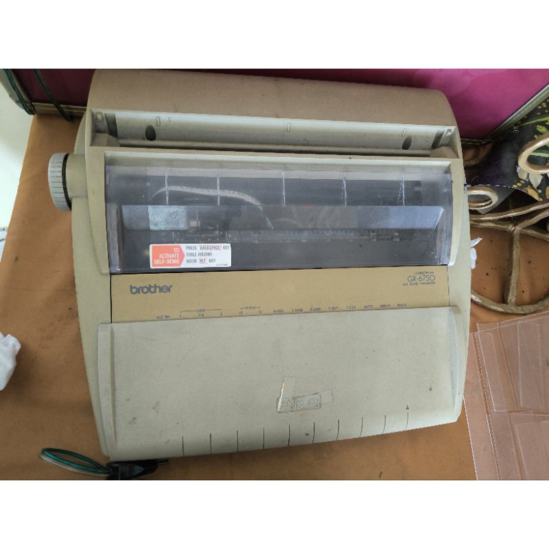 Jual Mesin ketik brother electronic typewriter correctronic gx - 6750 ...