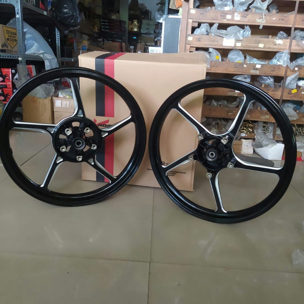 Jual Sprint Velg Rossi Prime model Enkai MX King DD 160-17 + 185-17 ...