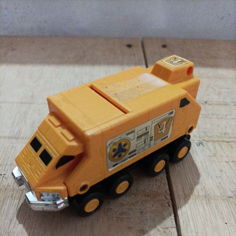 Jual Part zord power rangers light speed rescue rangers kuning | Shopee ...