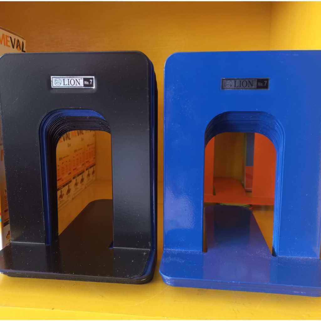 Jual PEMBATAS BUKU BESI / BOOK END NO 7 LION SET (ISI 2 PCS) | Shopee ...