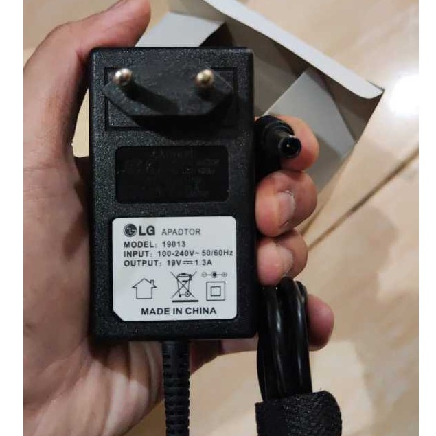 Jual Adaptor LG Monitor 19V 1.3A ( Monitor) | Shopee Indonesia