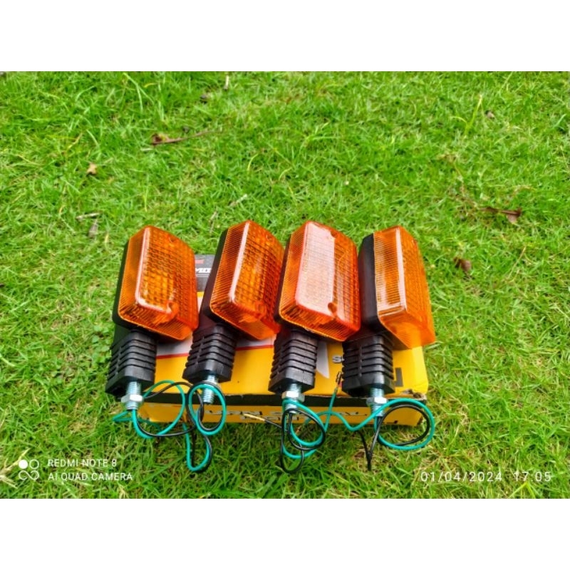 Jual Paket Sen 4 Pcs Lampu Sein Honda Win Gl 100 Supercup C700 C800 ...