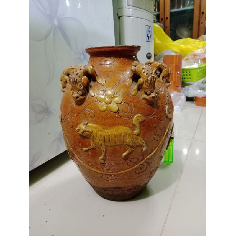 Jual Guci kuno china motif harimau tinggi 28cm.Guci antik keramik ...