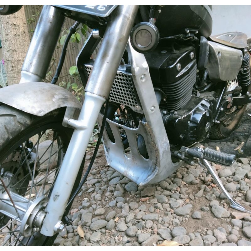 Jual skidplate engine cover custom PNP benelli PE 250 | Shopee Indonesia