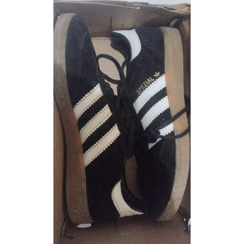 Jual sepatu bekas pakai | Shopee Indonesia