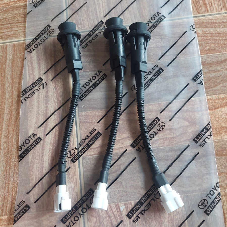 Jual swicth kap mesin innova reborn fortuner vrz ori | Shopee Indonesia