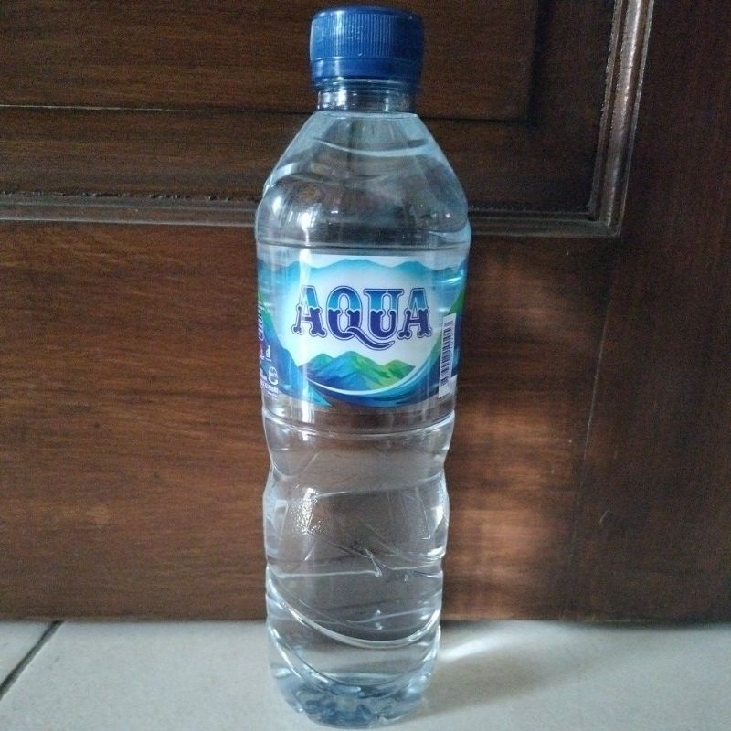 Jual AQUA botol kemasan 600ml | Shopee Indonesia