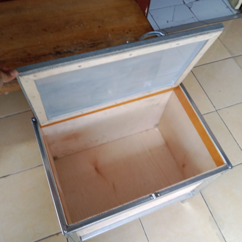 Jual box jangkrik pakan burung / box jangkrik hollow galvanis ukuran ...