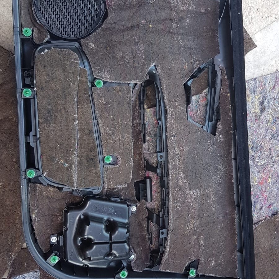 Jual Peredam Suara mobil Datsun 3 baris (ROCKWOOL+ASPAL) | Shopee Indonesia