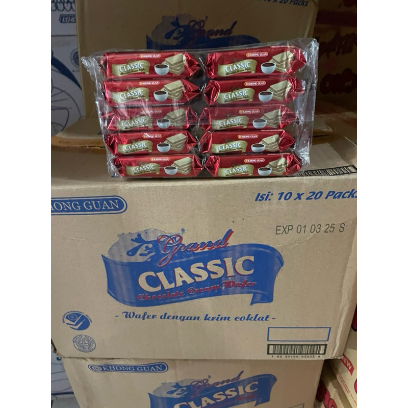 Jual khong guan kong guan classic wafer renceng 10bks | Shopee Indonesia