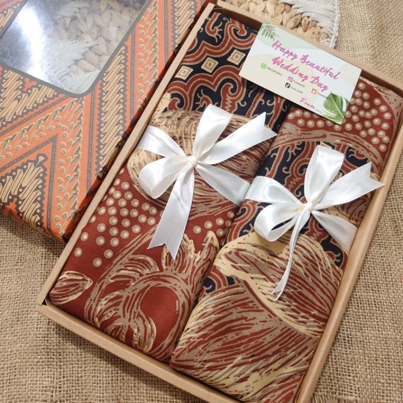 Jual HAMPERS KAIN BATIK SOFT BOX | Shopee Indonesia