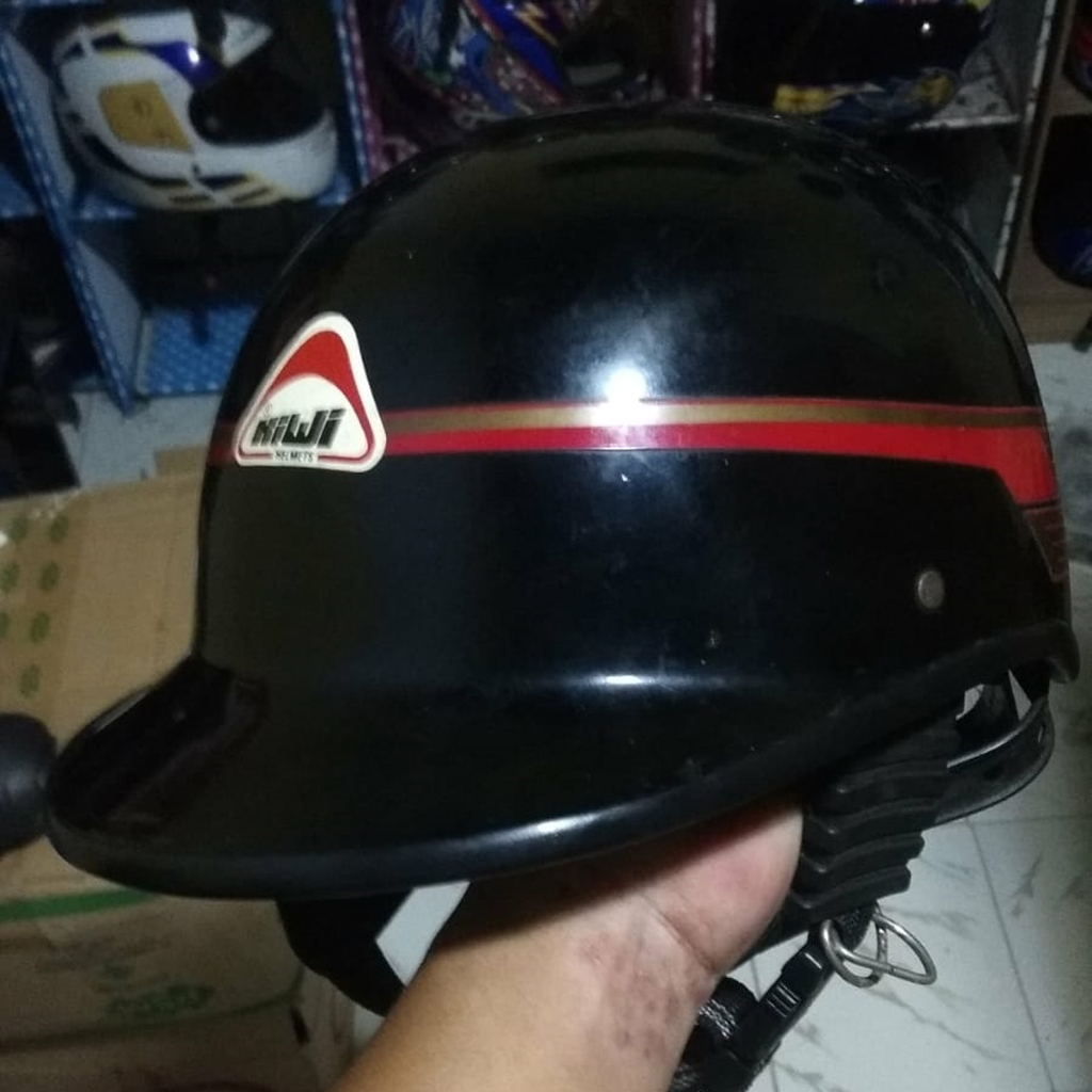 Jual Helm cibuk original KIWI masih original barang baru stok lama ...