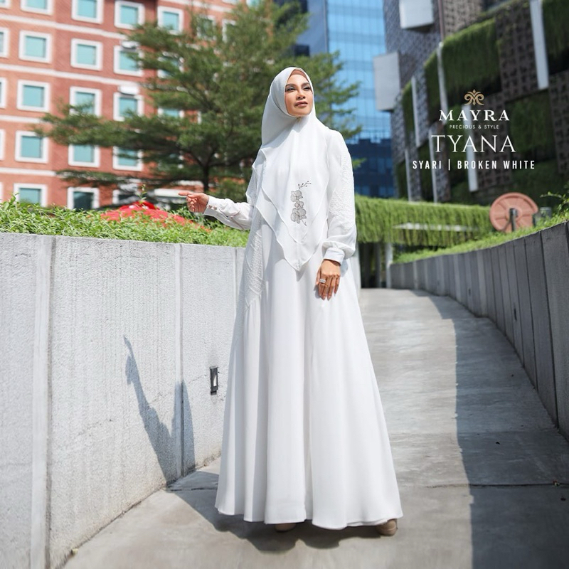 Jual Gamis Syari Tyana Series by MAYRA koleksi Haji Umroh Hitam putih ...