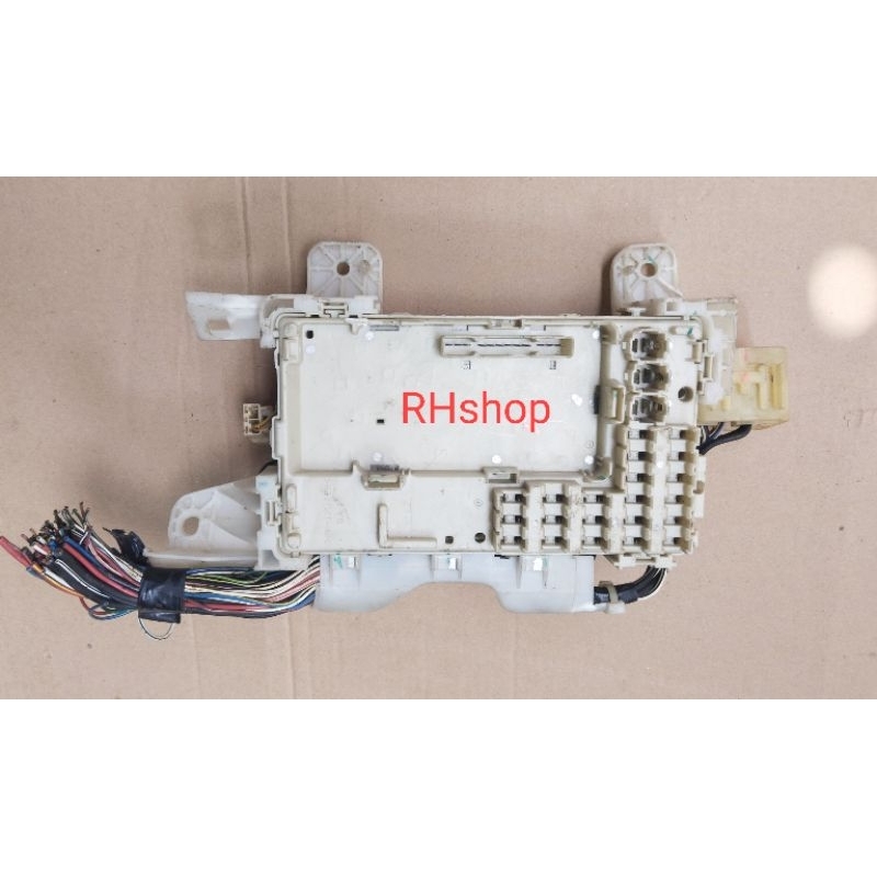 Jual Fuse box sekring sekering corolla E120 130 original | Shopee Indonesia