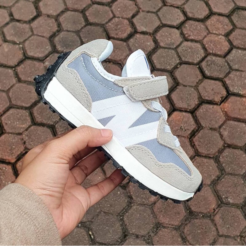 Jual KIDS New Balance 327 LAB Grey | Shopee Indonesia