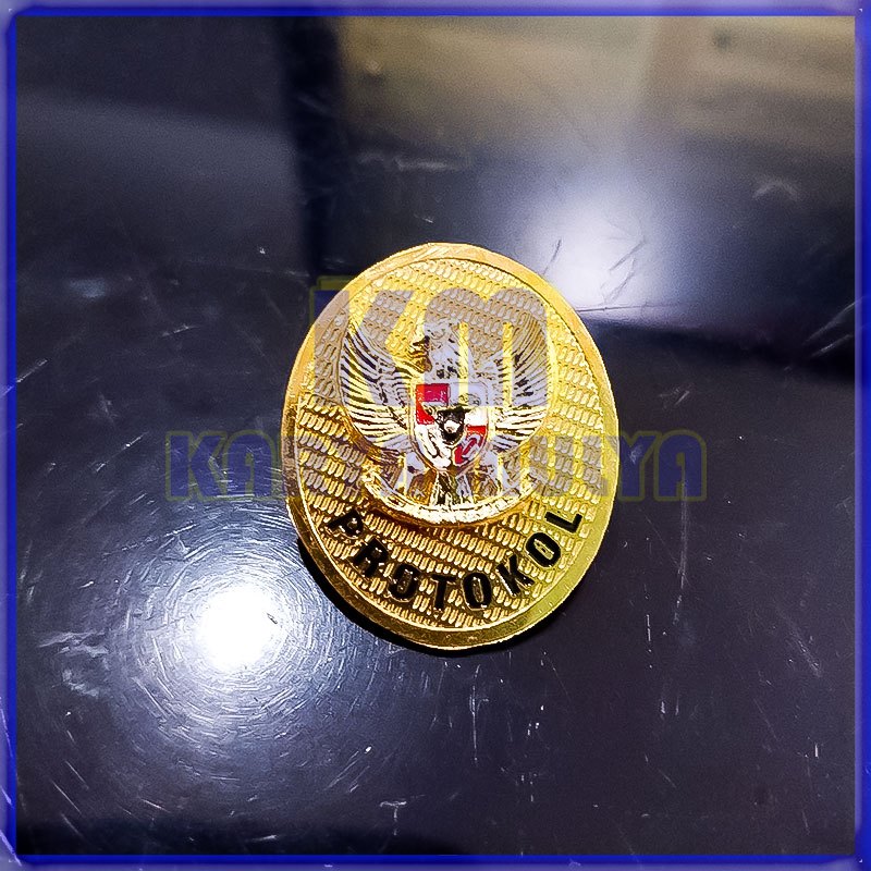 Jual Pin Lencana Protokol Lambang Garuda Lencana Protokol Model Oval ...