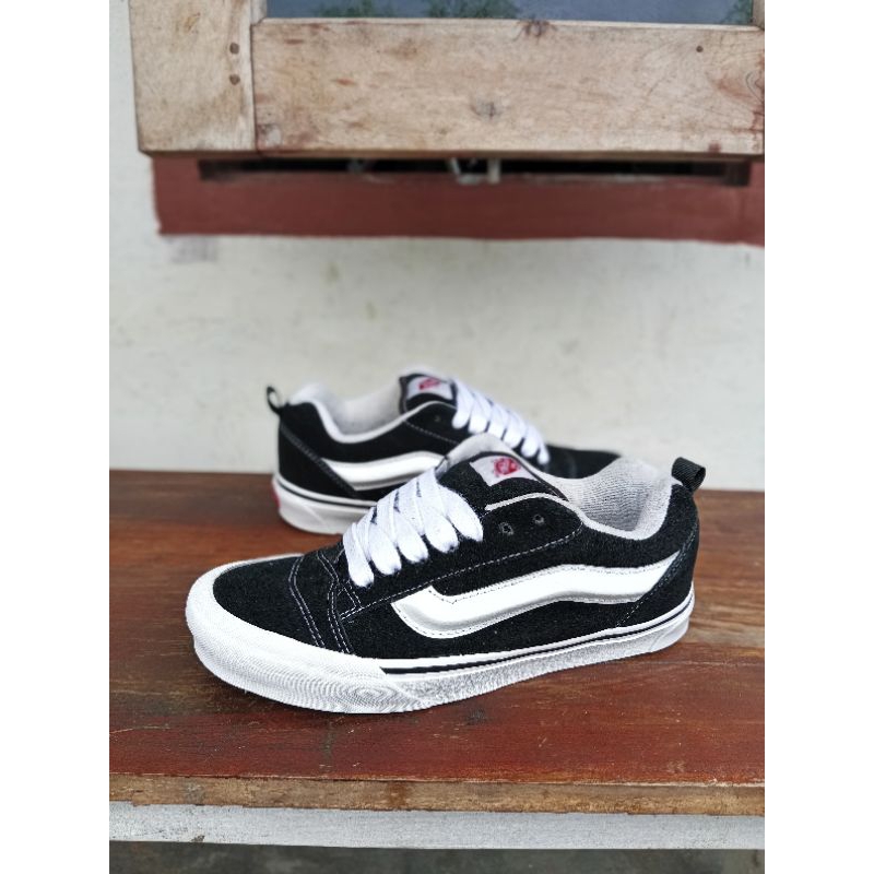 Jual vans knu skool black white | Shopee Indonesia