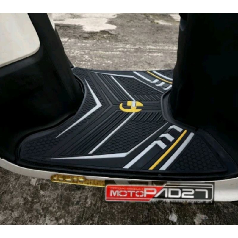 Jual Yamaha Fazzio V1 Karpet Motor Floor Mat - Motopad27 | Shopee Indonesia
