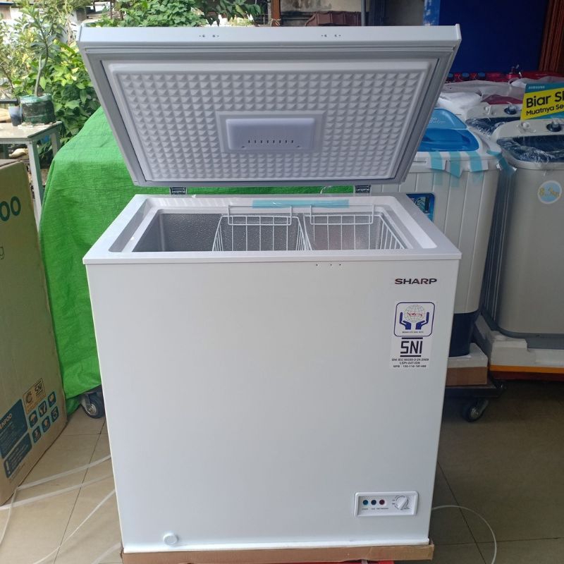Freezer sharp 150 liter store