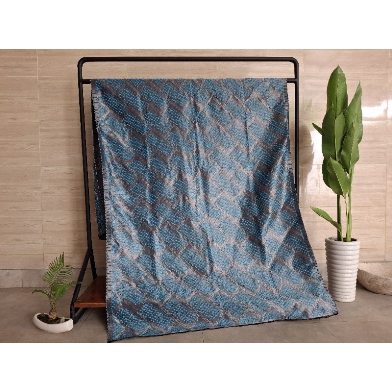 Jual KAIN TENUN BULU MOTIF BATA BITU | Shopee Indonesia