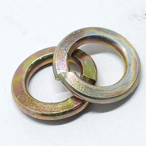 Jual Ring Vir Baut Ukuran 8 mm Bahan Besi M8 Kuningan Ring Per Baut Mur ...