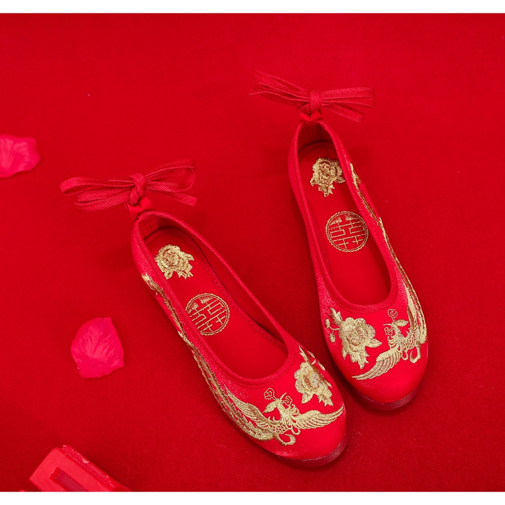 Jual Sepatu pengantin warnita dengan gambar Phoenix Emas Sangjit ...