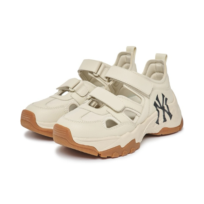 Jual MLB NY YANKEES BIGBALL CHUNKY MASK SNEAKERS BEIGE GUM PEREKAT ...