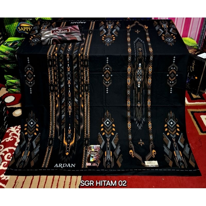 Jual SARUNG ARDAN FAMILY SERIES HITAM GRADE GOLD | Shopee Indonesia