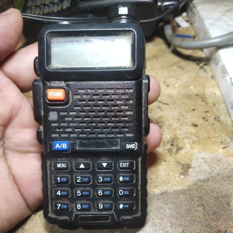 Jual BAOFENG UV-5R DUAL BAND HT DUALBAND UV5R | Shopee Indonesia