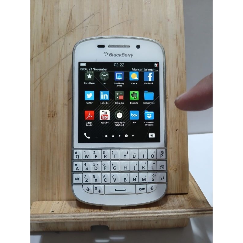 Jual HP SECOND BB BLACKBERRY Q10 JARINGAN 4G NORMAL SIAP PAKAI (4 ...