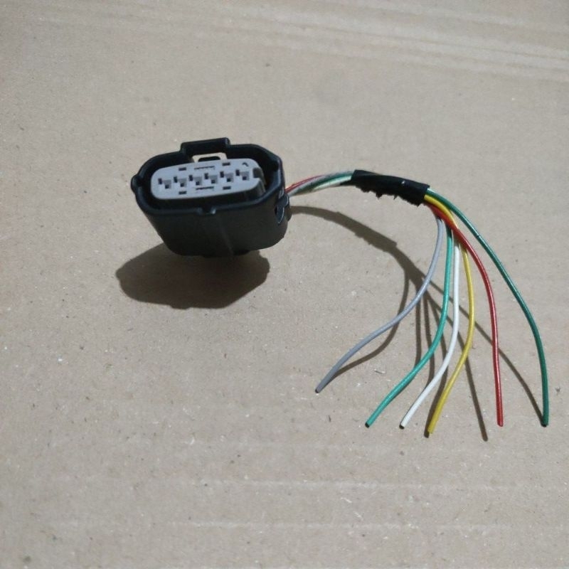 Jual soket sensor turbo Fortuner Hilux Innova original Toyota 6 kabel ...