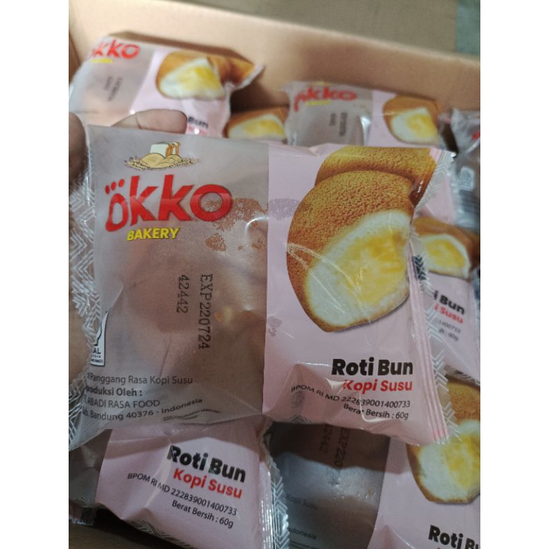 Jual AOKA ROTI PANGGANG / GULUNG 65GR, 1 DUS ISI 40, 60 PCS | Shopee ...