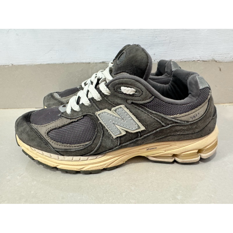 Jual New Balance 2002 R Original | Shopee Indonesia
