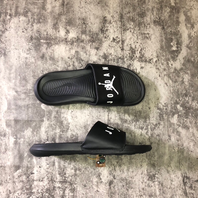 Jual Jordan sandal | Shopee Indonesia
