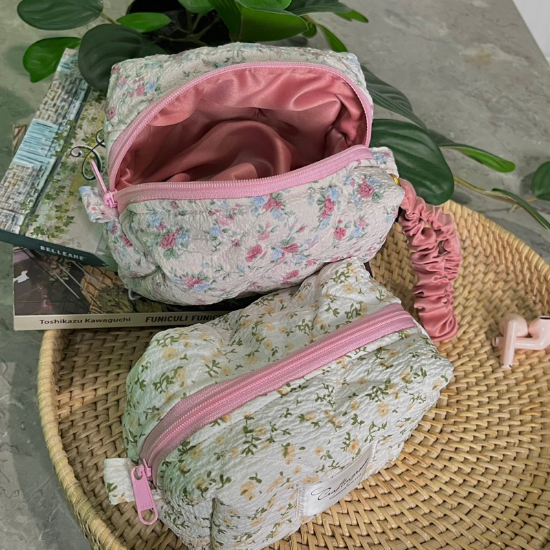 Jual POUCH MAKEUP FLOWER PUFFY / PUFFY BAG / TAS MAKEUP MOTIF BUNGA ...