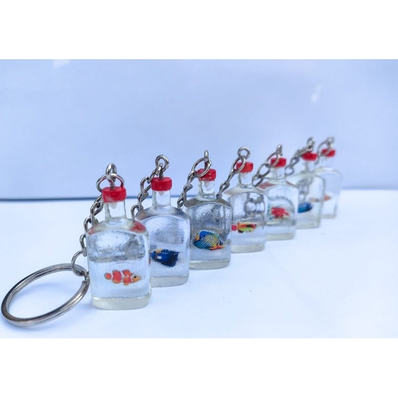 Jual Gantungan kunci miniatur ikan didalam botol | Shopee Indonesia