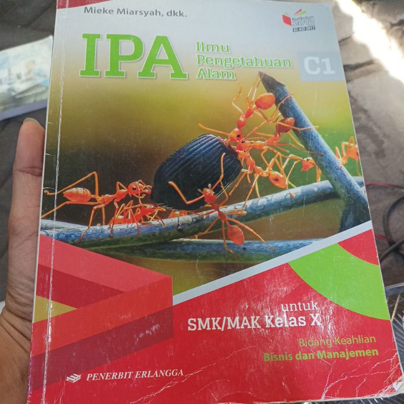 Jual buku dasar desain grafis sistem komputer spreadsheet simulasi ...