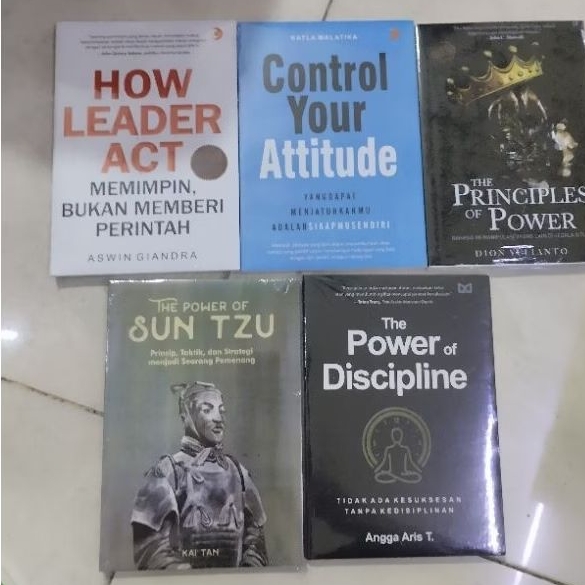 Jual paket 5 buku how leader act control your attitude principles power ...