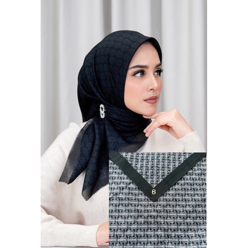 Jual Jilbab Segiempat Motif Hijab Buttonscarves Cut and Paste Series ...