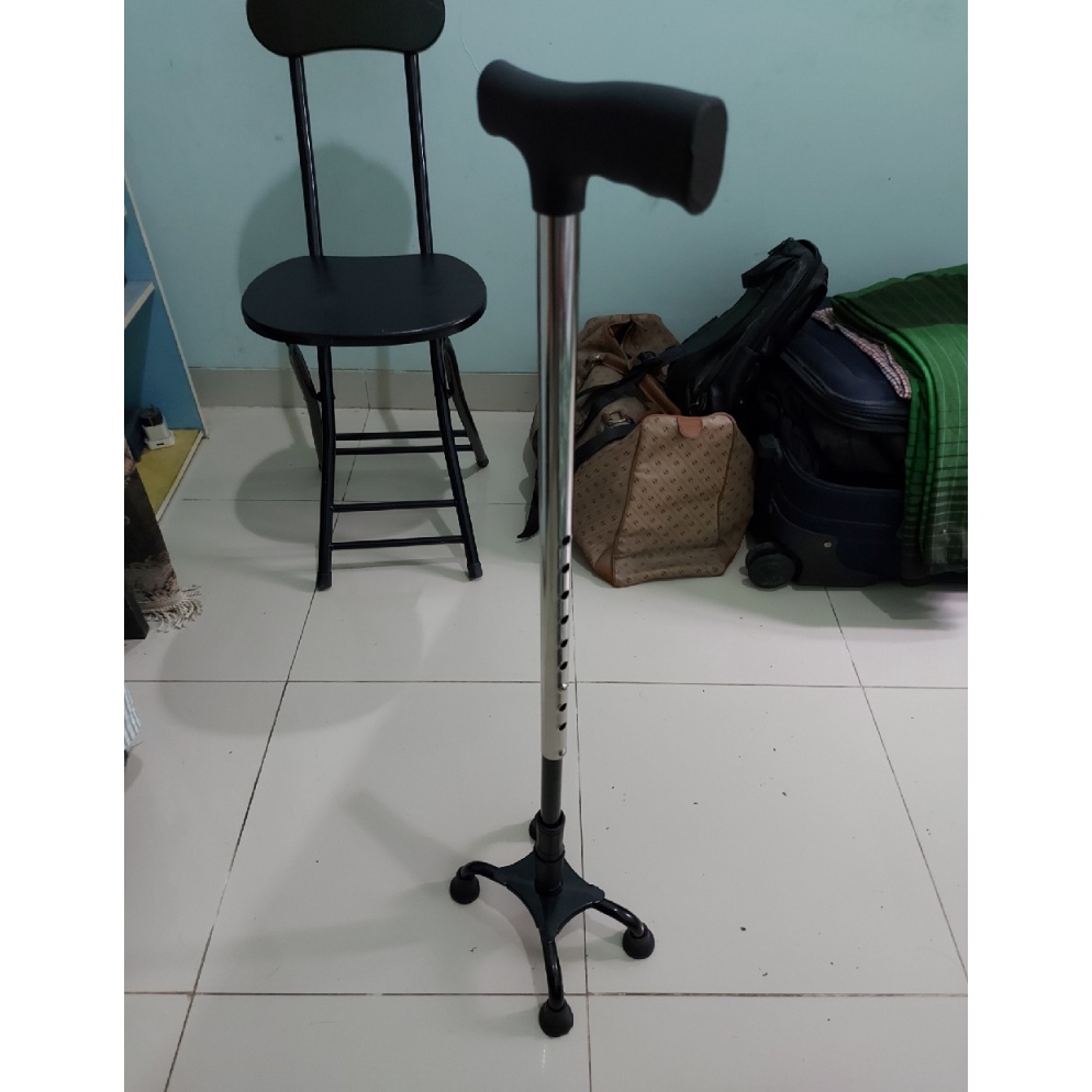 Jual Koleksi Terbaru TONGKAT JALAN 4 KAKI ALAT BANTU JALAN KAKI 4 ...