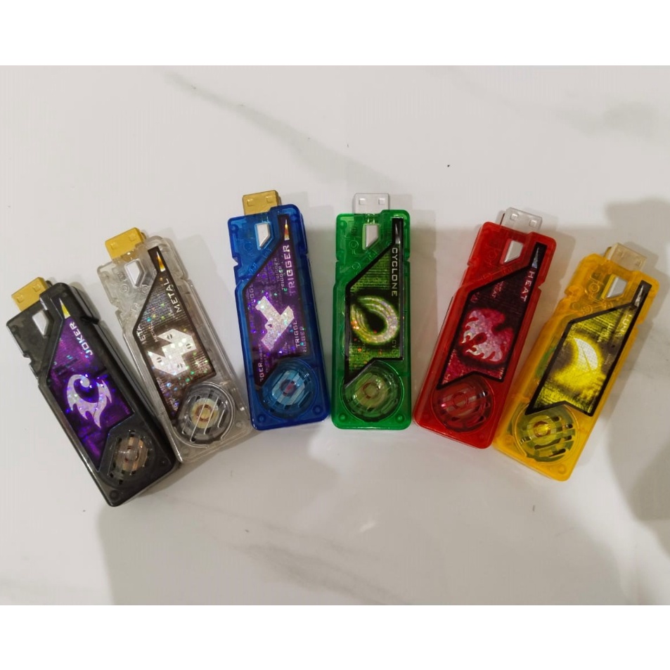 Jual Model Terupdate Gaia Memory Kamen Rider W Sound Aktor Series ...