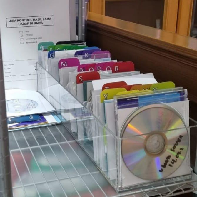 Jual Rak Kaset DVD Akrilik Custom PxLxT 55x14x6cm | Shopee Indonesia