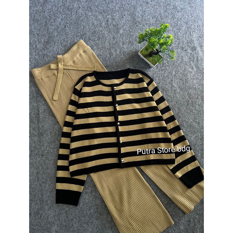 Jual one set calya outer cardi crop + kulot rajut premium | Shopee ...