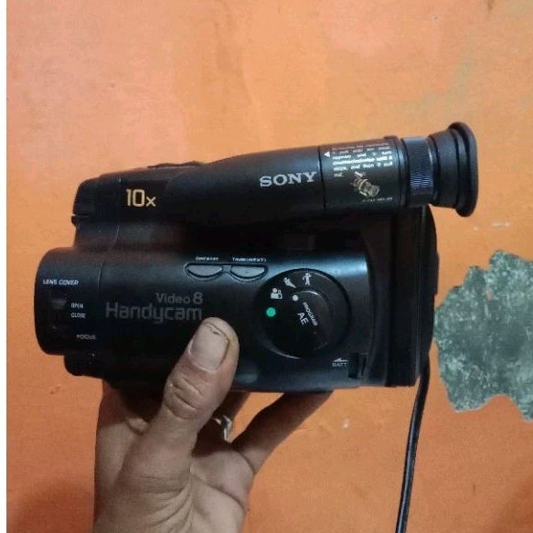Jual HANDYCAM SONY AF CCD NP-77H | Shopee Indonesia