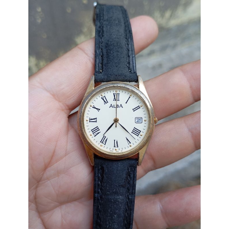 Jual jam tangan Alba roman dial gold japan quartz second bekas original ...