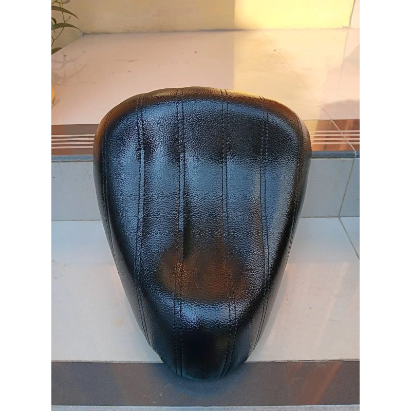 Jual Jok motor custom single seat,jok custom single seat chopper bobber ...
